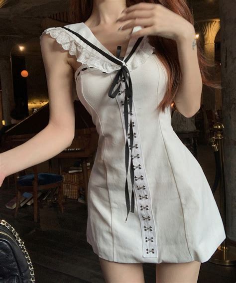 [고퀄 최저가 ] 화이트 배색 레이스 세일러 빅카라 미니 원피스 에이블리