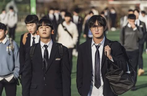 Link Nonton One High School Heroes Lengkap Dengan Jadwal Tayang Hingga