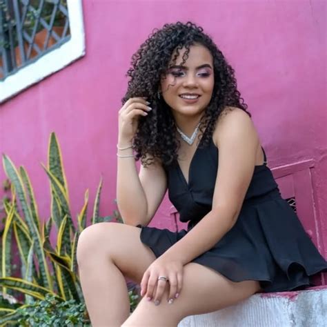 𝓢𝓸𝓯𝓲𝓪 𝓜𝓪𝓻𝓲𝓷 Sofia Bkm10 • Threads Say More