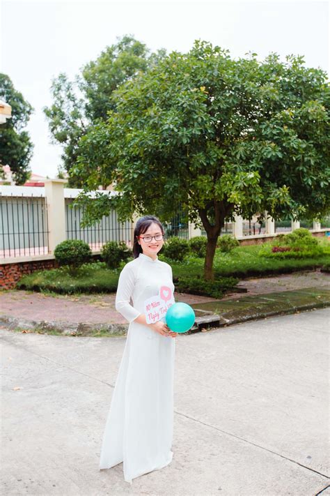 Nhóm học sinh xô xát nhau trong nhà vệ sinh cô giáo ở TP HCM ứng xử thấu tình đạt lý