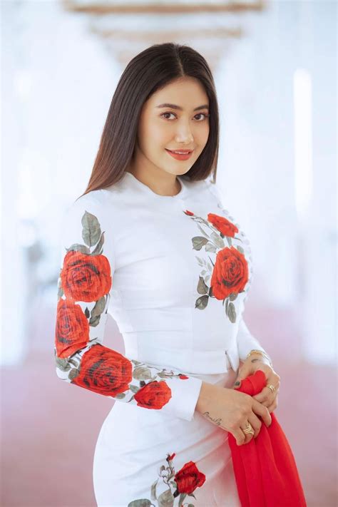 Skinny Girl Body Skinny Girls Burmese Girls Myanmar Dress Design