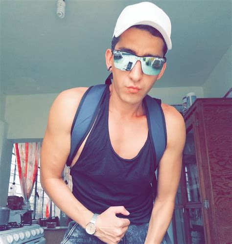 Dylan Du Martz Dylandumartz • Instagram Photos And Videos