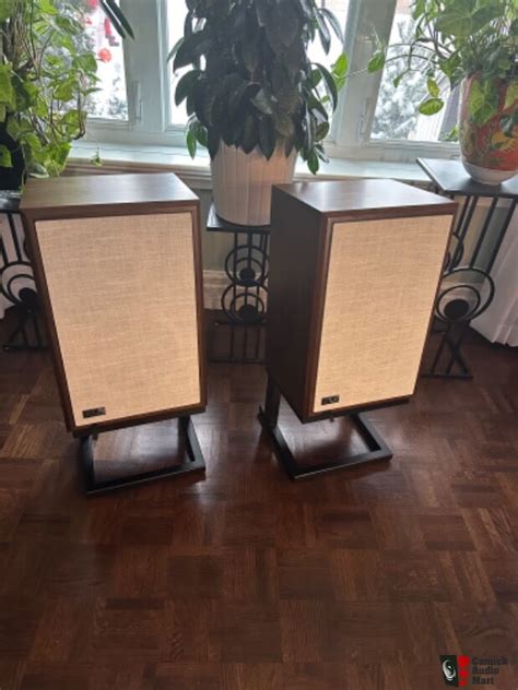 Klh Model Three Walnut Dealer Ad Canuck Audio Mart