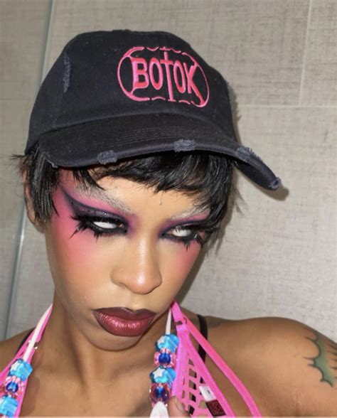 Pixie Tiktok Explore Tumblr Posts And Blogs Tumgik