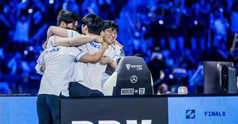 아트 킨드 아칼리 케틀 애쉬 창단 첫 우승 차지한 Drx 우승 스킨은 [롤드컵]