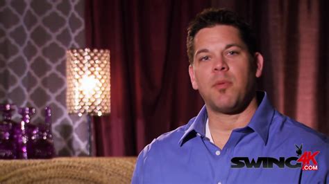 Couple Decides To Sign Contract And Check Out The Sexy Premises Eporner