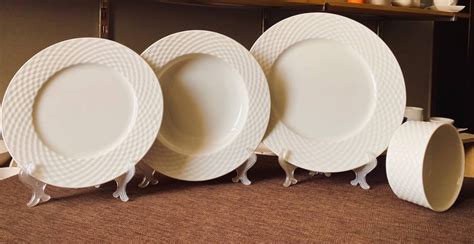 ‎ادوات منزلية بورسلين‎ Added A New ادوات منزلية بورسلين