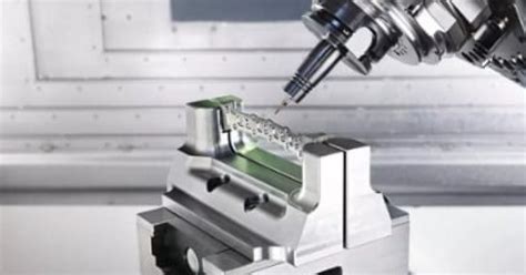 더욱 가속화되고 있는 로봇 손의 발전 테크트렌드