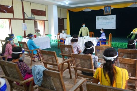 မလှိုင်မြို့နယ်တွင် ကိုဗစ် ၁၉ စီးပွားရေးကုစားမှုအစီအစဉ်ဖြင့် လူသုံးကုန်ဆပ်ပြာထုတ်လုပ်နည်းသင်တန