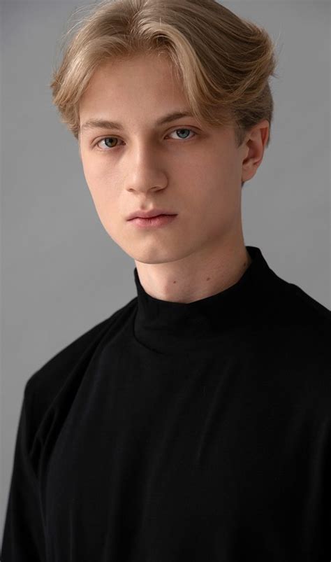 Danya B Quest Artists And Models