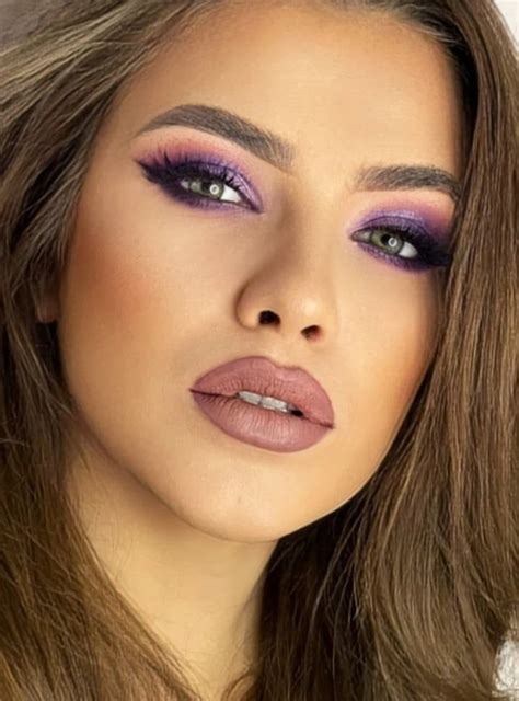 21 Gorgeous Makeup Looks For Green Eyes That Slay All Day