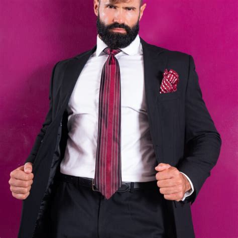 Wet Groomsman Menatplayblog