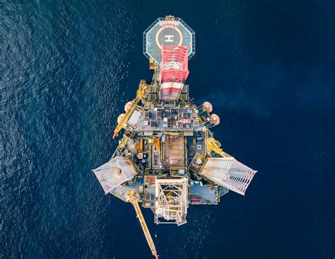 How Much Do Oil Rig Workers Make Average Salary Revealed