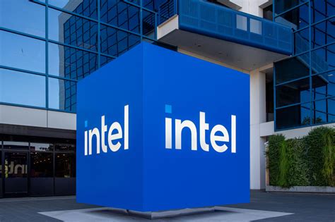 Intel Rivals Broadcom And Tsmc Eye Possible Deals To Split The Us