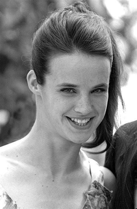 Jennifer Decker Actrice Actrice Française Belles Actrices