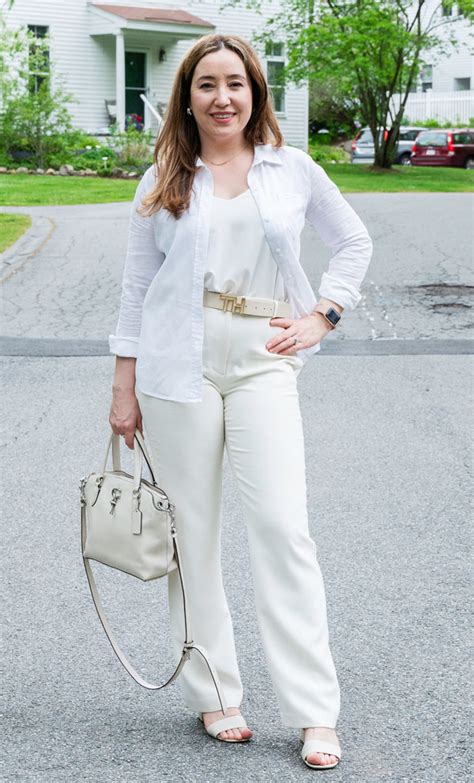 White Pants Outfit Ideas How To Style White Tailored Trousers 7