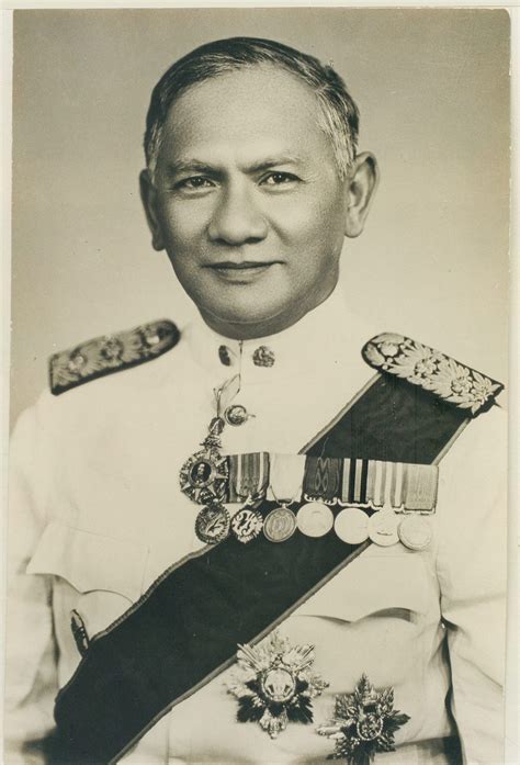 Prswu พุทธศักราช 2492 ศาสตราจารย์ หม่อมหลวงปิ่น มาลากุล ปูชนียบุคคลเป็นผู้วางแผนและริเริ่ม