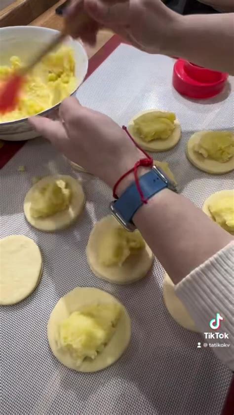 სიხრაშუნე და გემრიელობა 😉 250 მლ რძე 2 ც კვერცხის გული 2 სუფრის კოვზი