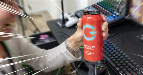 飲んだあとのひんやり感がクセになる?未知の領域へ誘う「zone Firewall Ver100」を飲んでみた! Saiga Nak 飲んだあとのひんやり感がクセになる?未知の領域へ誘う「zone Firewall Ver100」を飲んでみた! Saiga Nak
