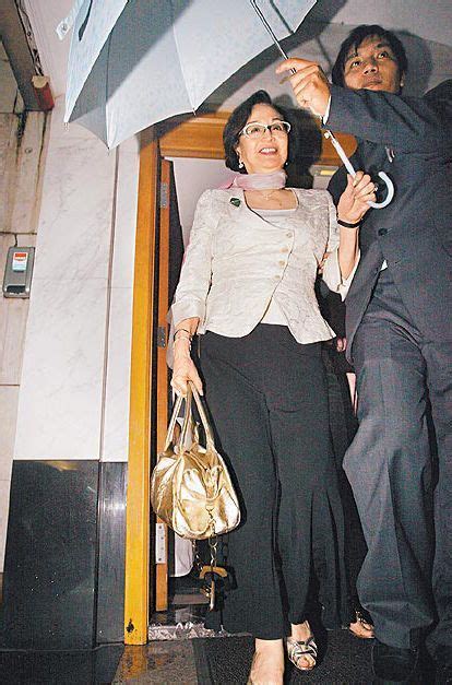 魏淑娟（张艾嘉的母亲）百度百科