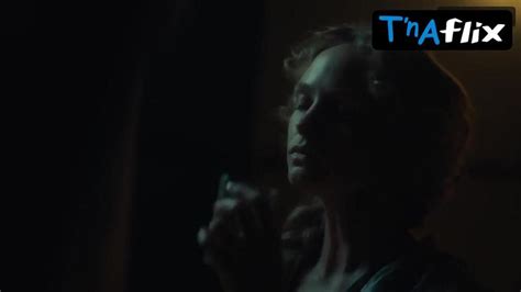 Joanna Vanderham Sexy Scene In Warrior