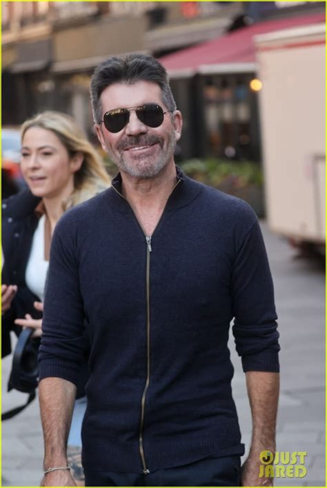 Simon Cowells Form Fitting Sweater Accentuates Slim Physique In Recent