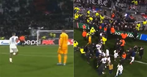 El Momento En El Que El Capitán Del Lyon Se Peleó Con Un Fanático Por