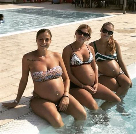 Bathing Beauties Porn Pic