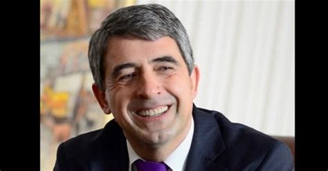 Синът на Росен Плевнелиев му доведе снаха Вижте красивата влюбена