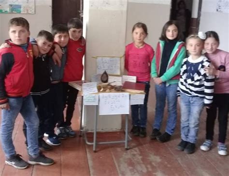 სამების საჯარო სკოლის მოსწავლეებმა საკლასო ოთახში „მუზეუმი“ მოაწყვეს ეტალონი