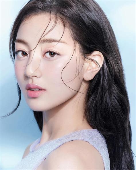 트와이스 지효 밀크터치 화보 사진