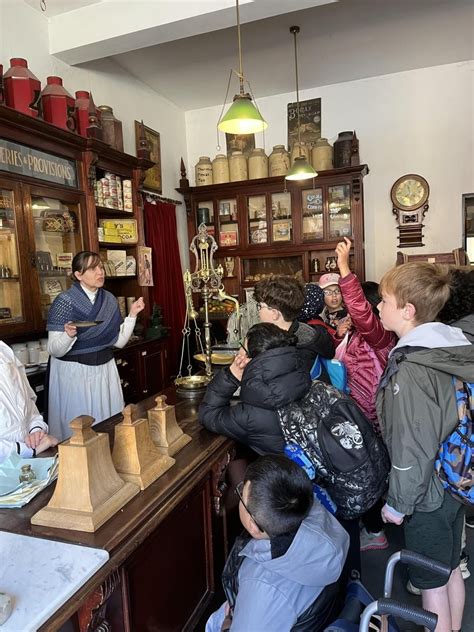 Tithe Barn Primary School Home