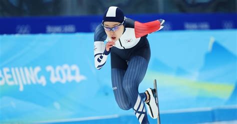 스피드스케이팅 김민선 韓 여자선수 최초로 월드컵 1000m 은메달 획득
