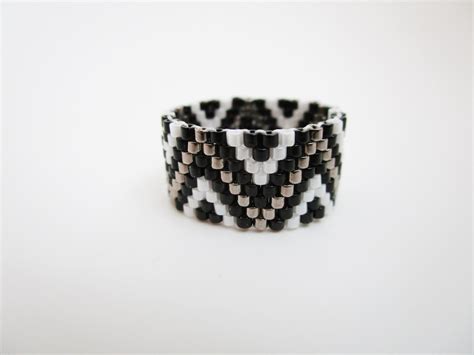 Beaded Zig Zag Peyote Ring In Black White And Steel Seed Etsy