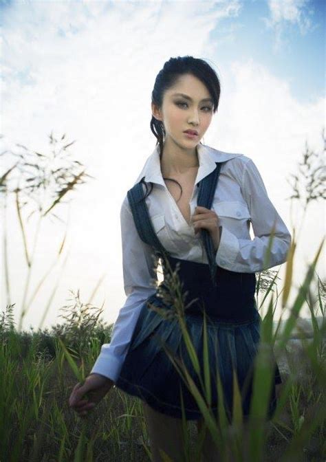 Leni Lan Yan Chinese Sirens