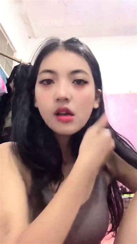 Selot 19 Januari 2023 Uting Keliatan Eporner