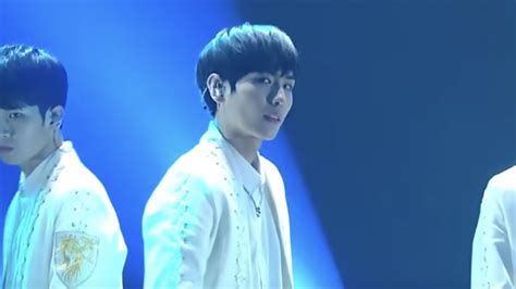 Lee Jihan Morto A Seul Nella Strage Di Halloween Il Cantante E Attore Aveva 24 Anni