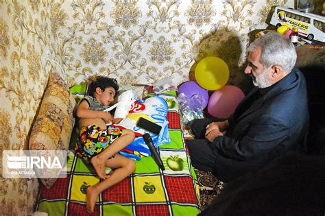 ایرنا دیدار وزیر آموزش و پرورش با بازماندگان حادثه تروریستی شاهچراغ