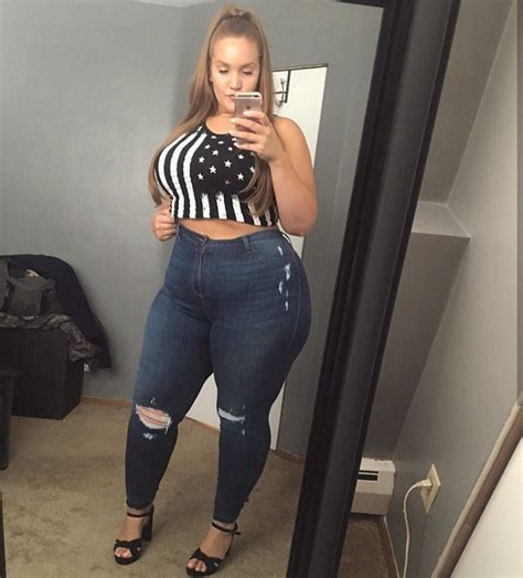 Curves Big Jeans Skinny Jeans How To Make Jeans How To Wear Plus Zise Modelos Plus Size