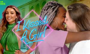 Dannii Minogue Set To Host Lesbian Dating Series I Kissed A Girl