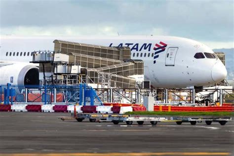 boeing airplane safety scandals are piling up fast