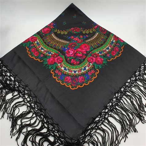 Batic Traditionala cu Imprimeu Floral - Magazin Traditional RO