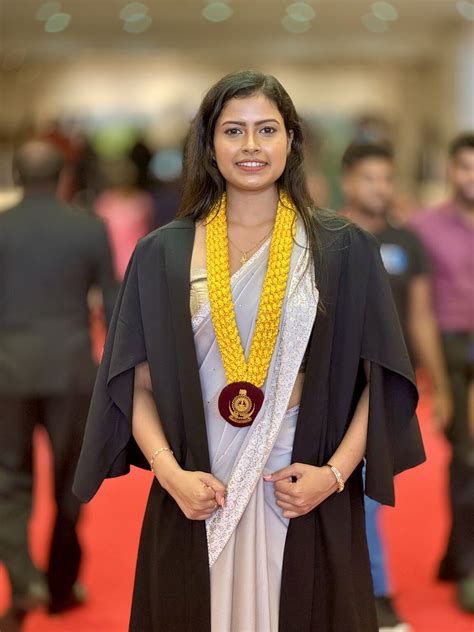 Graduationday Proudmoment Engineeringjourney Thankful Nikeshi