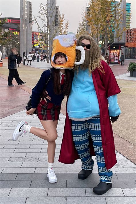 艾福杰尼官宣恋情！晒与女友万圣节造型合照好甜蜜 搜狐大视野 搜狐新闻