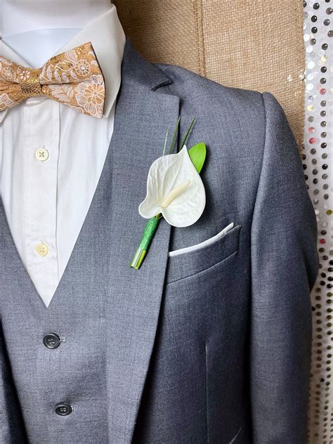 White Anthurium Boutonniere Tropical Groomsmen Corsage Etsy White