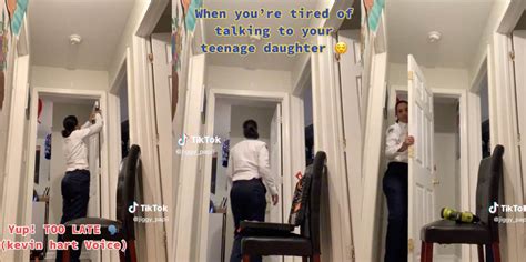 Mom Removes Teen Daughters Bedroom Door Because Privacy Is A Privilege Yourtango