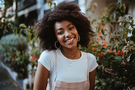 Moody Canon Portrait Photography — Julia Trotti Photography Tutorials Camera And Lens Reviews