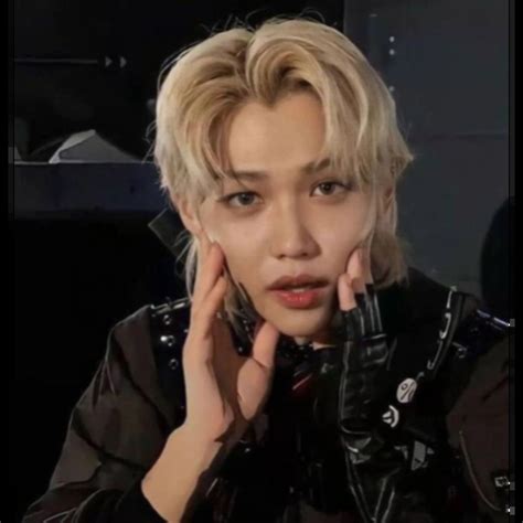 Sticker Maker Lixie 3