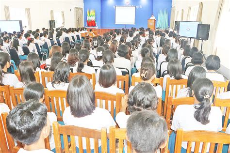 မအူပင်မြို့ရှိ နည်းပညာတက္ကသိုလ်မအူပင်နှင့် ကွန်ပျူတာတက္ကသိုလ်မအူပင