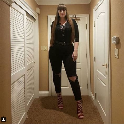 Tall Person Meme Ideas Tall Strong Women Tall Women Fashion 6 Foot